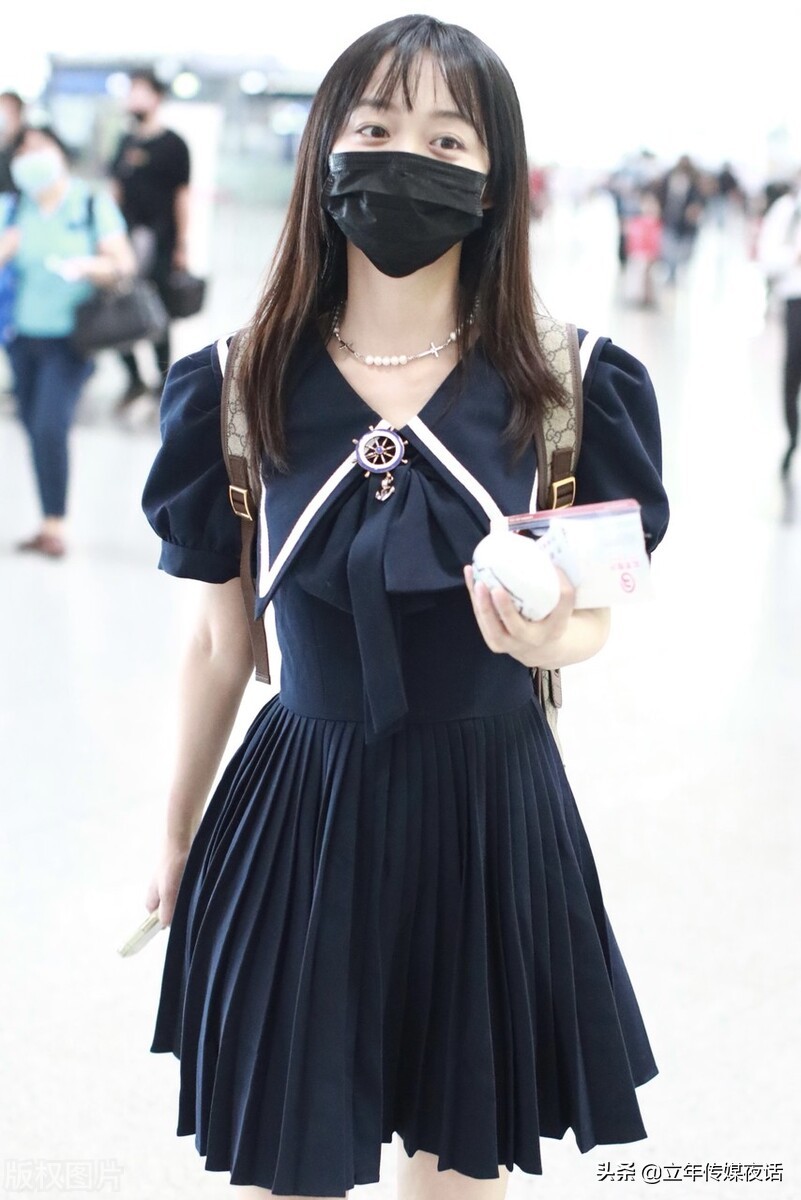 He Hongshan, "A Qiang on the Street", "The Jumping and Beautiful", "The ...