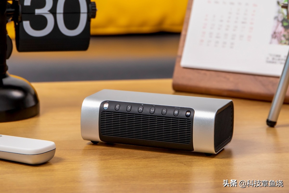 Can you watch the drama clearly during the day?Interpretation of ...