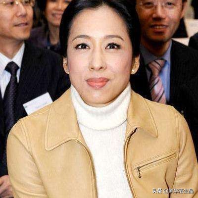 Zhu Lingling celebrates her birthday, and she is like a sister with Guo ...