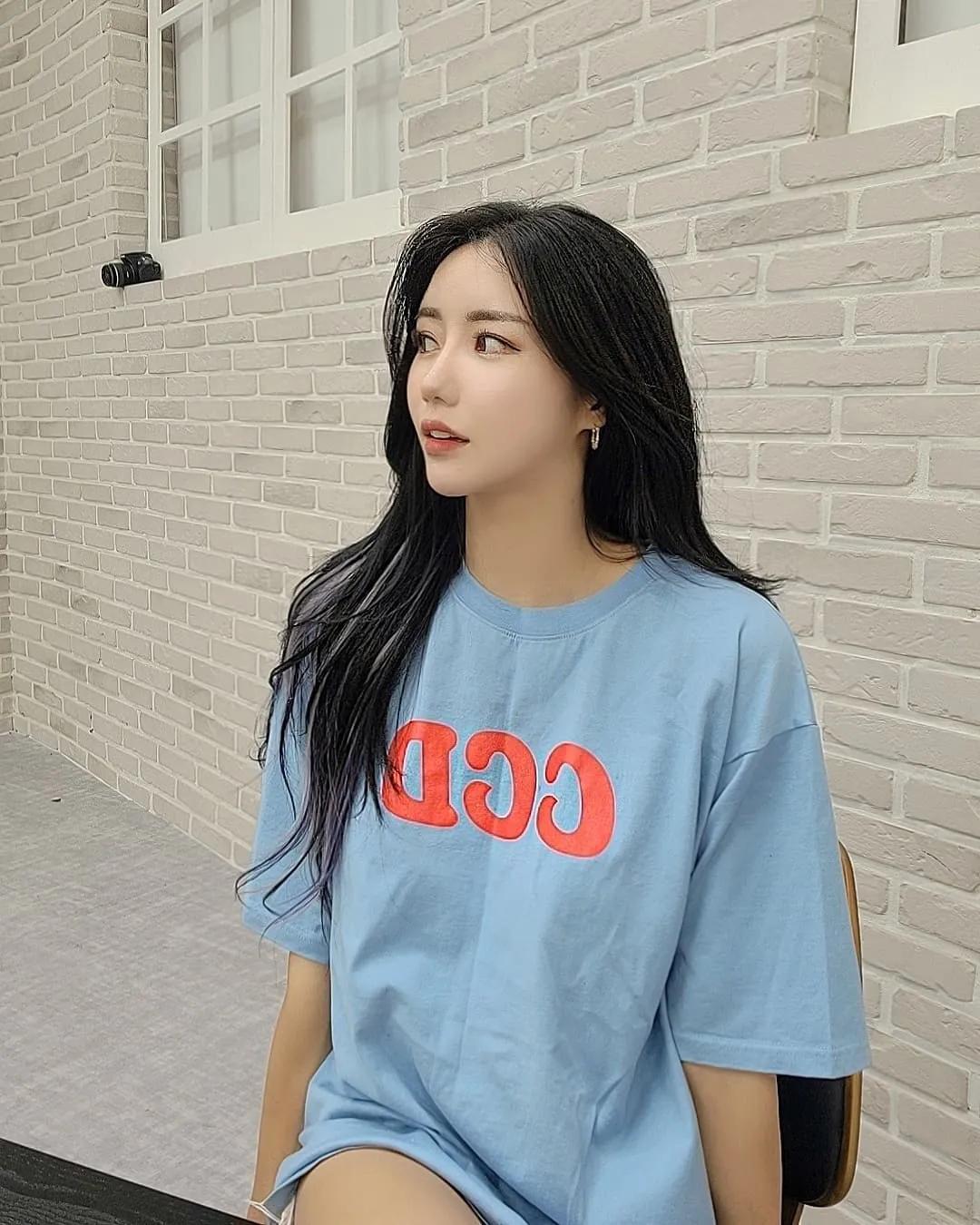 South Korean beauty model sola0508, a visit to Qingrencheng, then ...