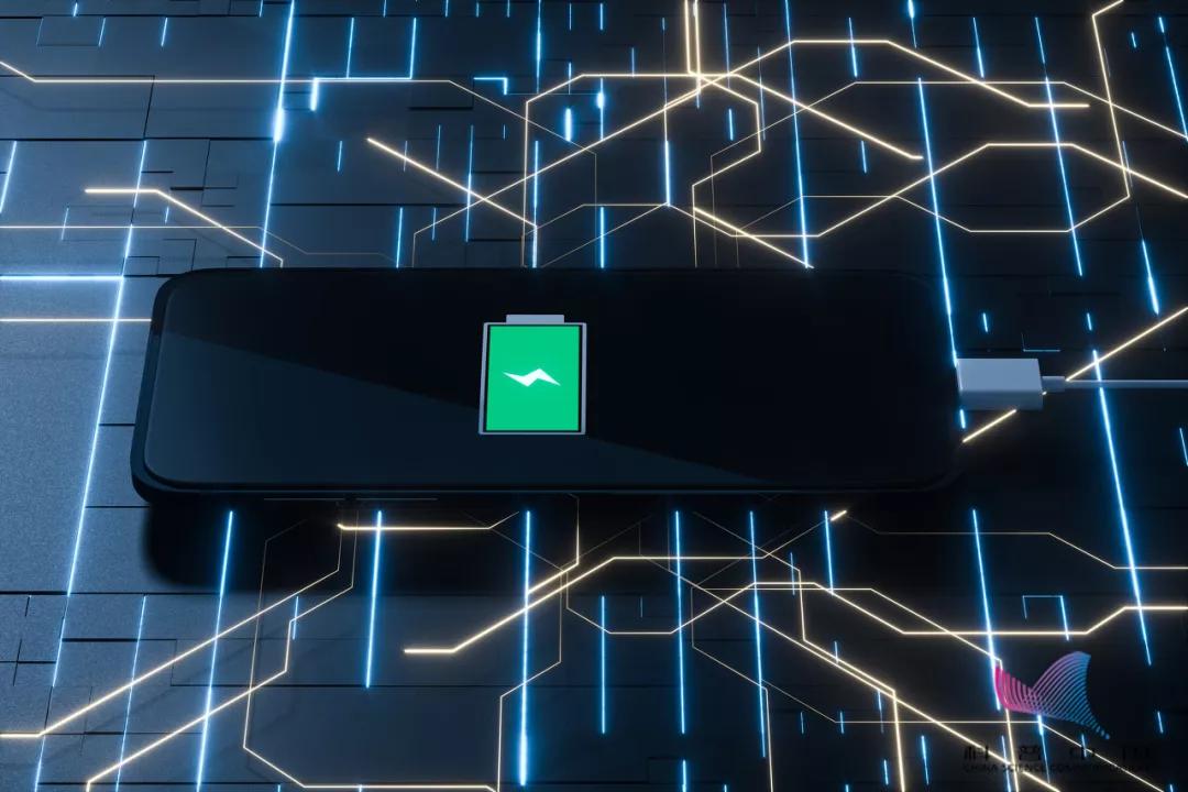 Charge the phone to 100%?Plug the phone or the charger first when ...