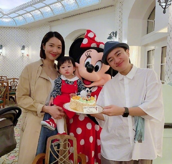 Wang Zulan posts, Li Yanan successfully gave birth to a second sister ...