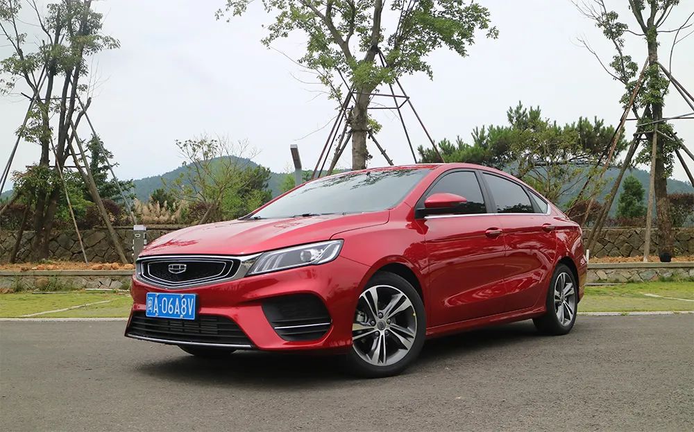 Test drive Geely Binrui 1.4T model with full controllable Chinese steel ...