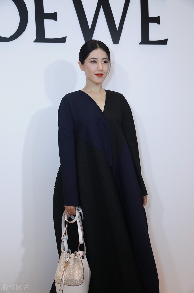 Appreciation of 10 most beautiful photos of actress Zeng Li after 70 ...