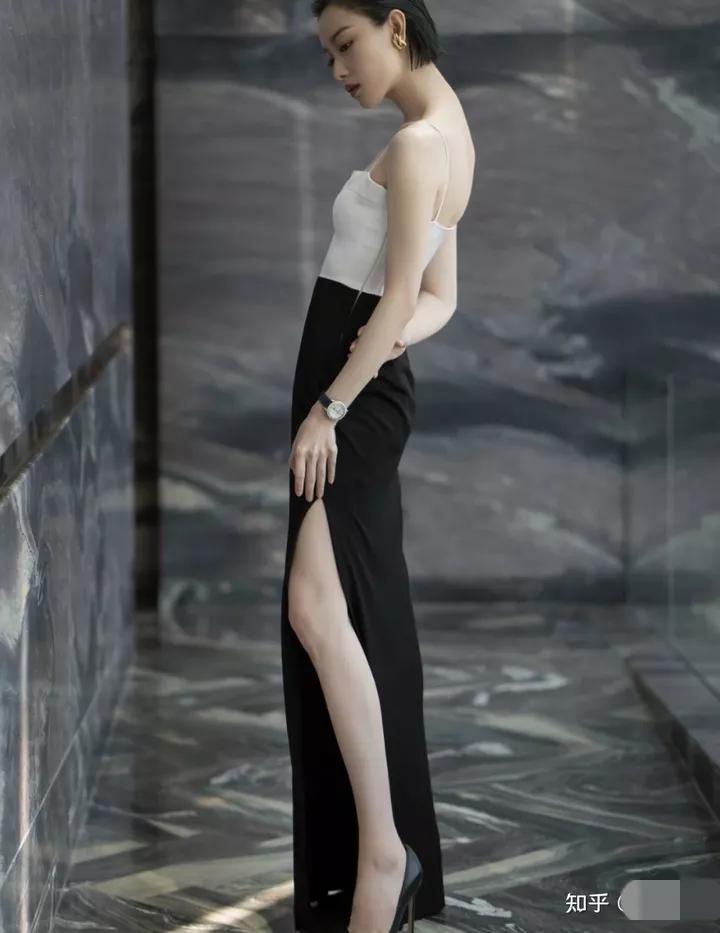 Who do the beautiful leg stars know? - iNEWS