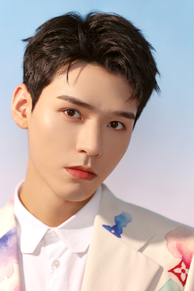 Di Lieba's new play has been set, and the heroes are all outstanding ...