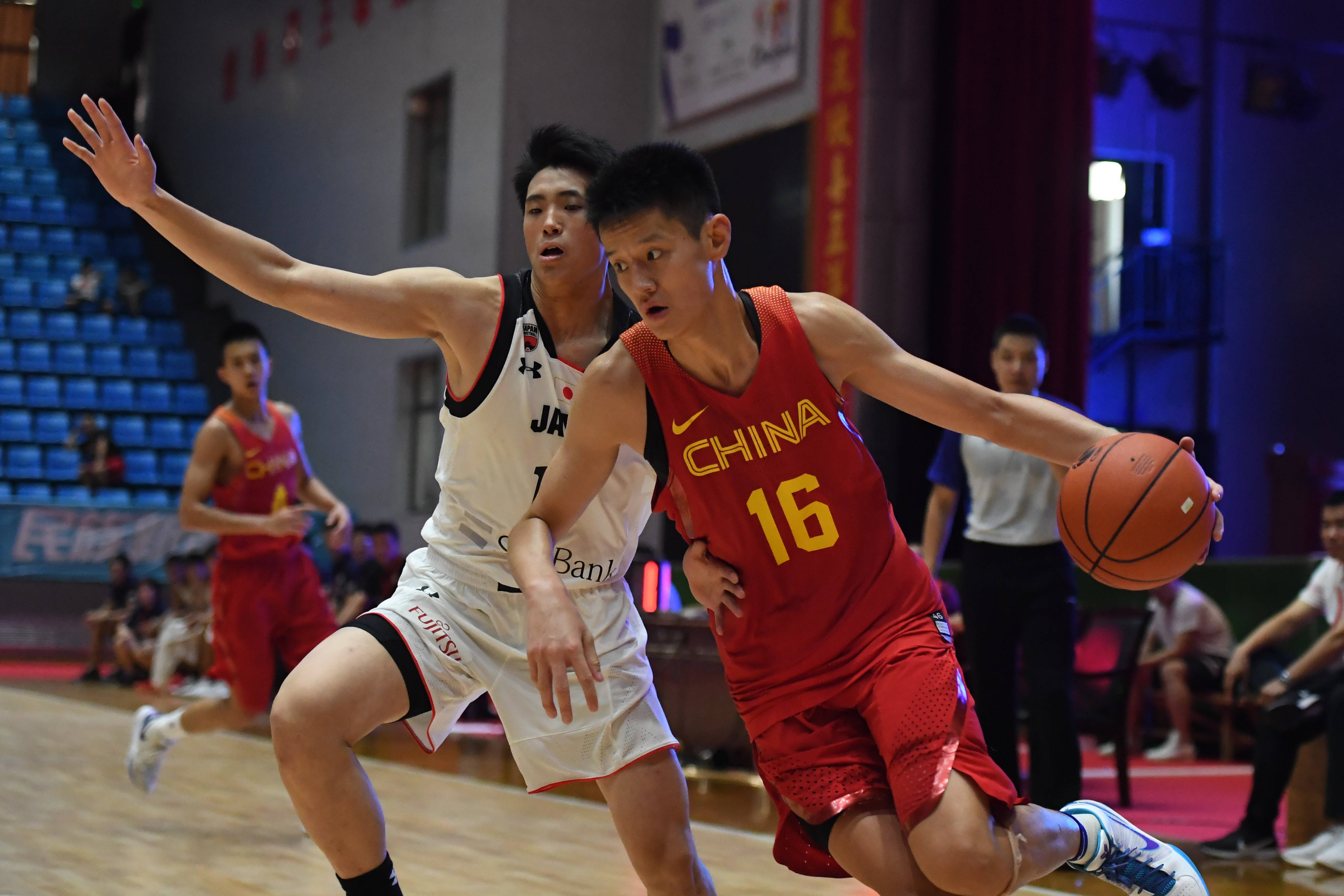The talented young man Zeng Fanbo refused to join the NCAA. Is he the ...