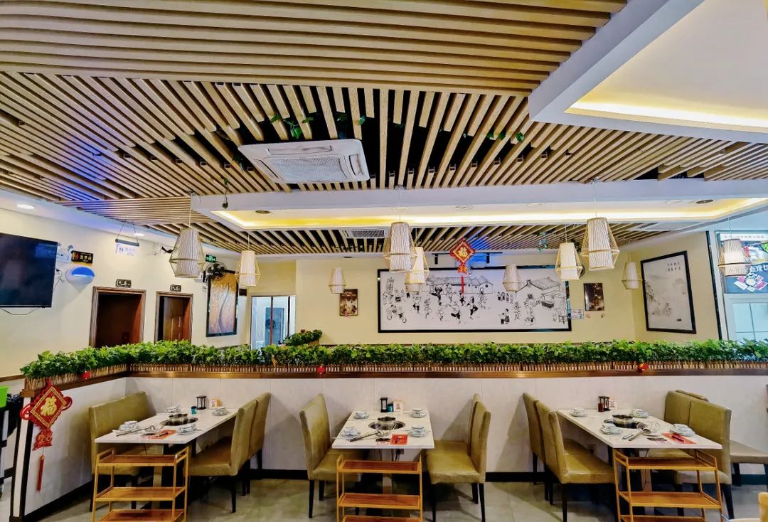 This time, I will take you to the reliable Chaoshan beef hot pot - iNEWS