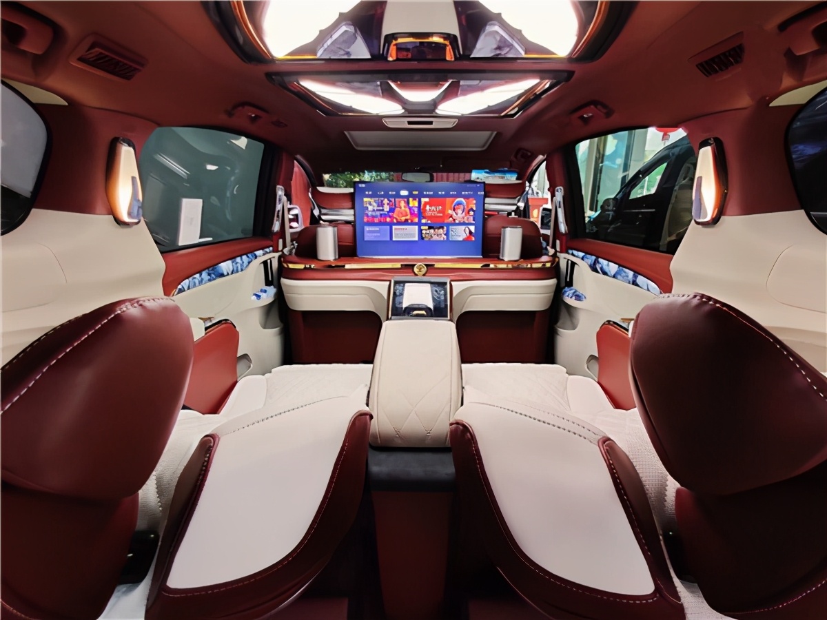 The new Buick GL8 Lu Zun 653T high-end customization, 4-seater gantry ...