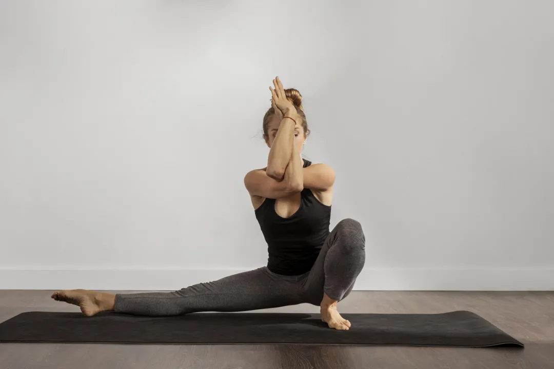 4 stretching exercises to help you improve your softness and make your body more flexible - iNEWS