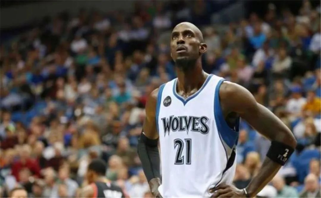 Goodbye KG!Goodbye number 5!Celtics announce new decision - iNEWS