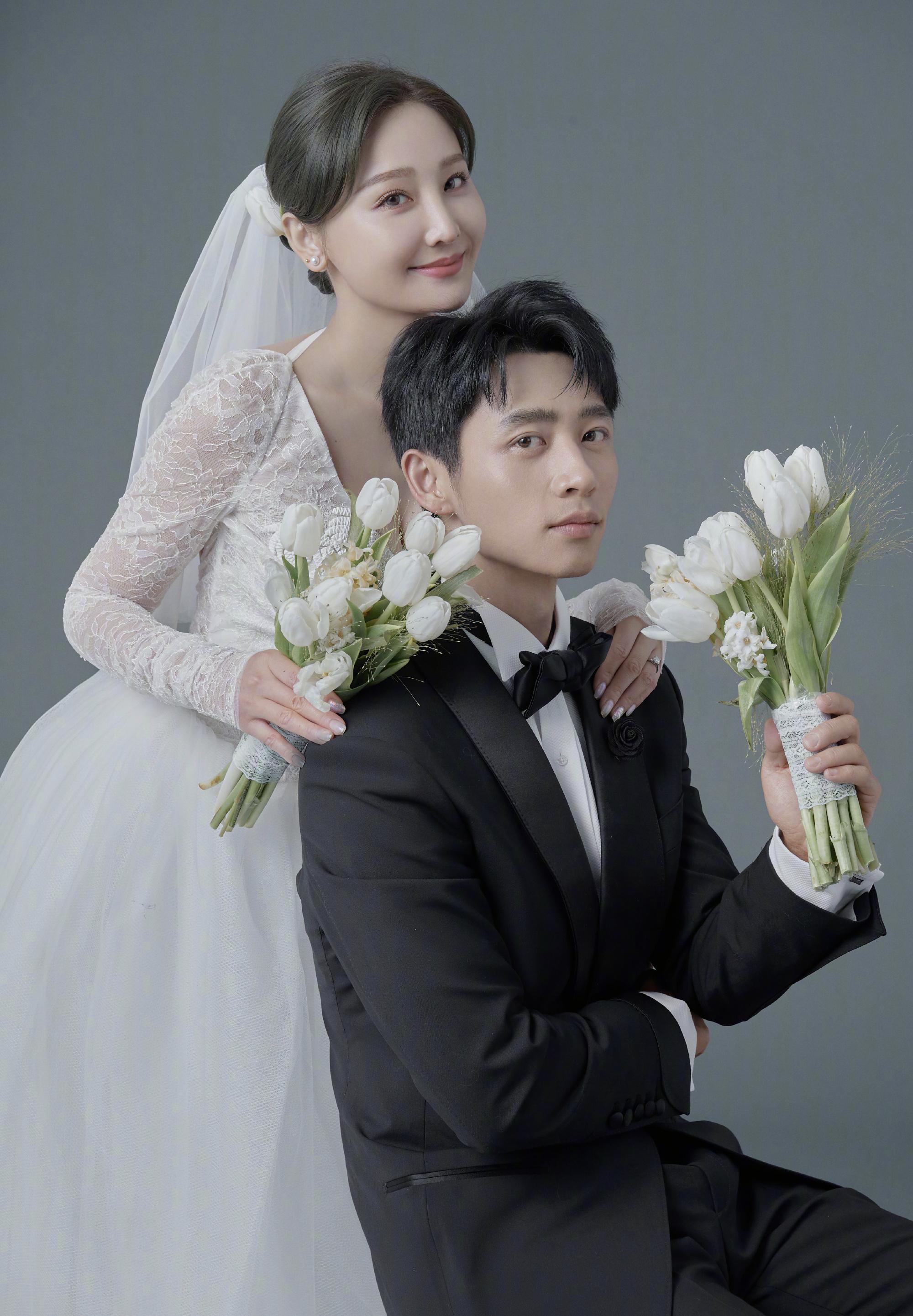 The fast boy Wei Chen has wedding photos, and his high-value wife has ...