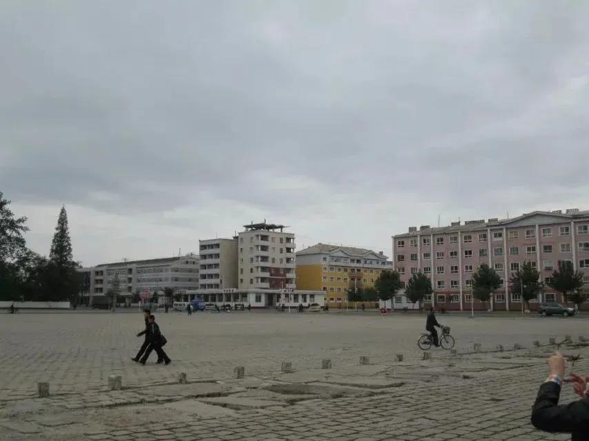 Day trip to Sinuiju, North Korea - iNEWS
