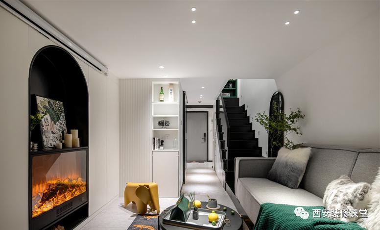 50 square meters LOFT, one person has to squeeze the space - iNEWS