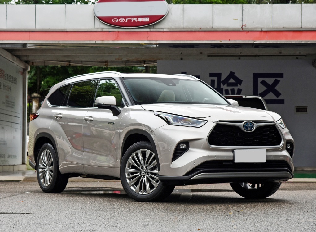 The fourth-generation Toyota Highlander is coming, with a magnificent ...