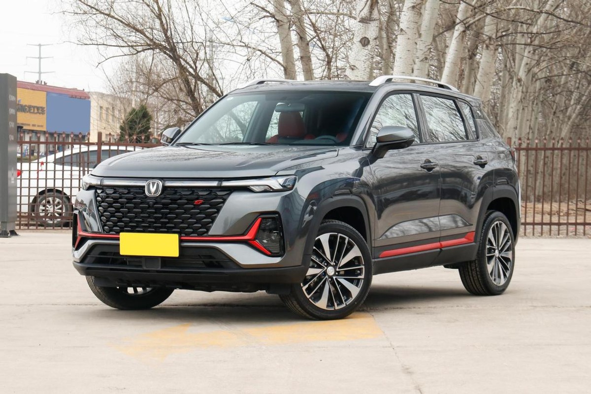 Veterans meet again, Changan CS35 PLUS vs. Baojun RS-3, who is the "Ye Wen" of the same level ...