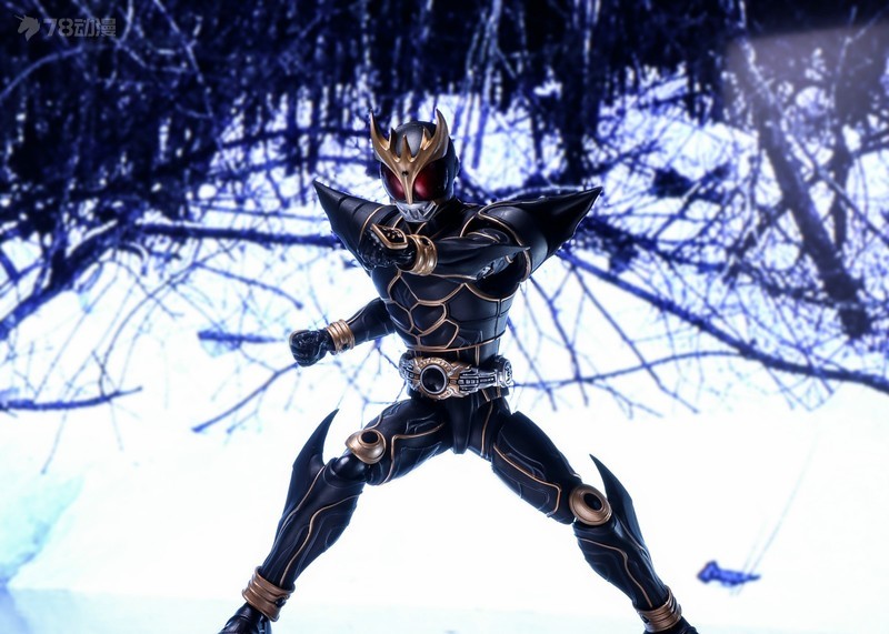 Model play show: the existence of Kamen Rider KUGA that incurs the ...