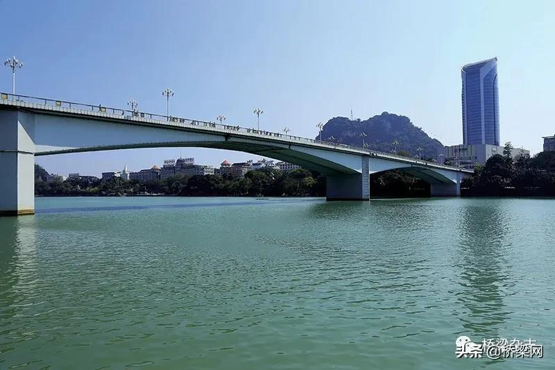 "Footprints" Eighth of the bridge we walked across-the magic of "the ...