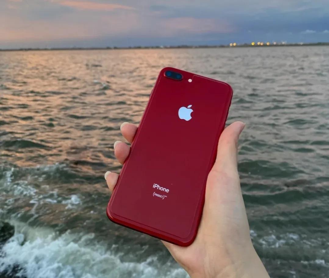 Nowadays, who still insists on iPhone 8P and is unwilling to replace ...