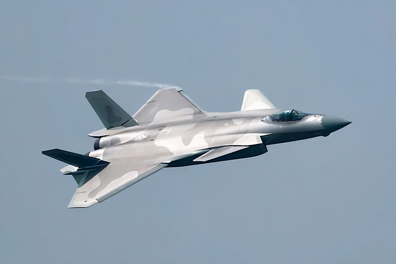 How much has the Chinese Air Force changed in 25 years?Comparison of ...