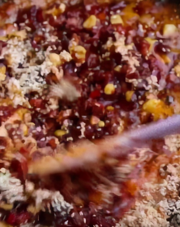 Spike Lao Gan Ma's beef sauce, learn to never worry about breakfast ...