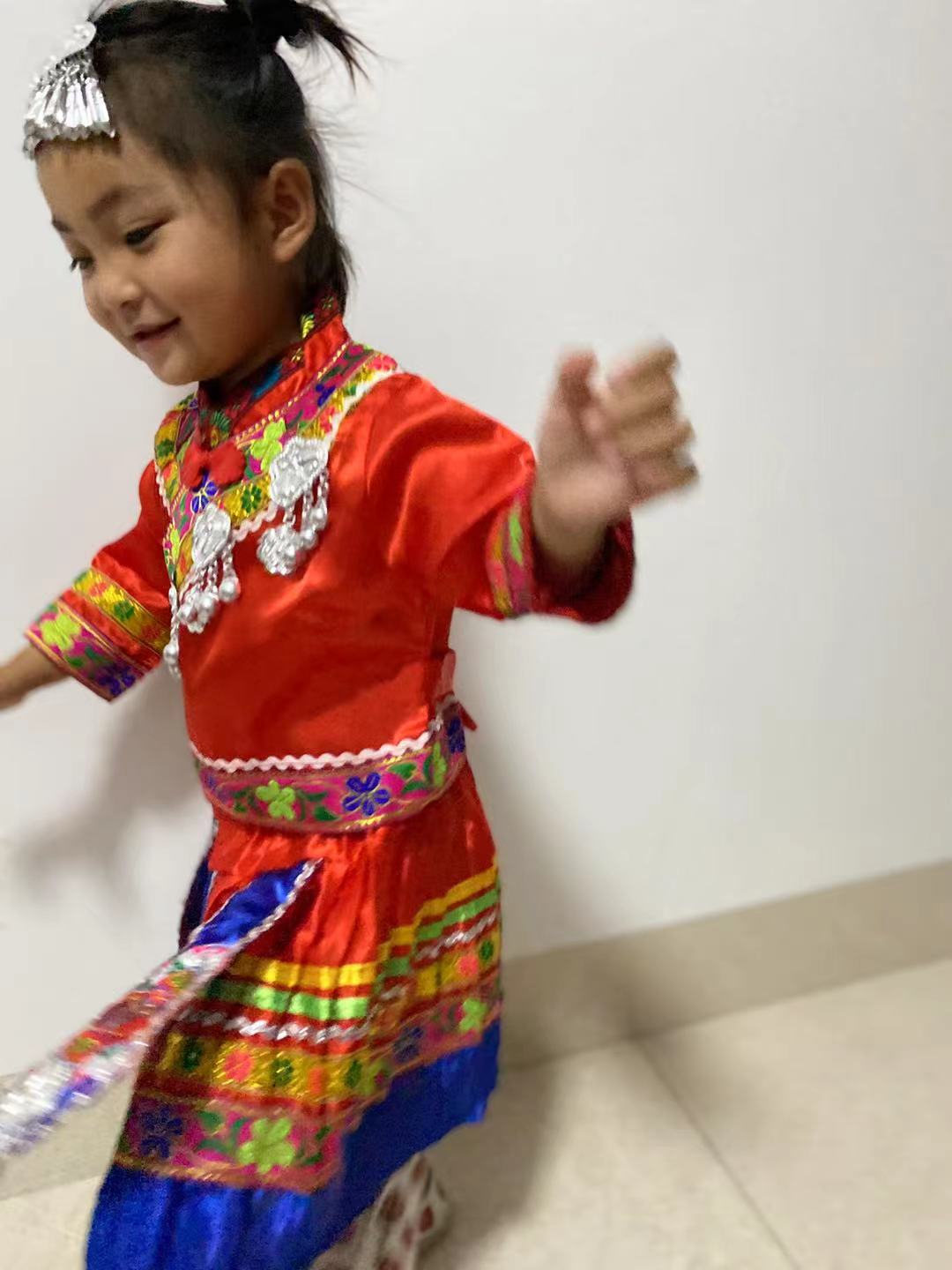 There is still a certain gap between talkative and non-talkative ...