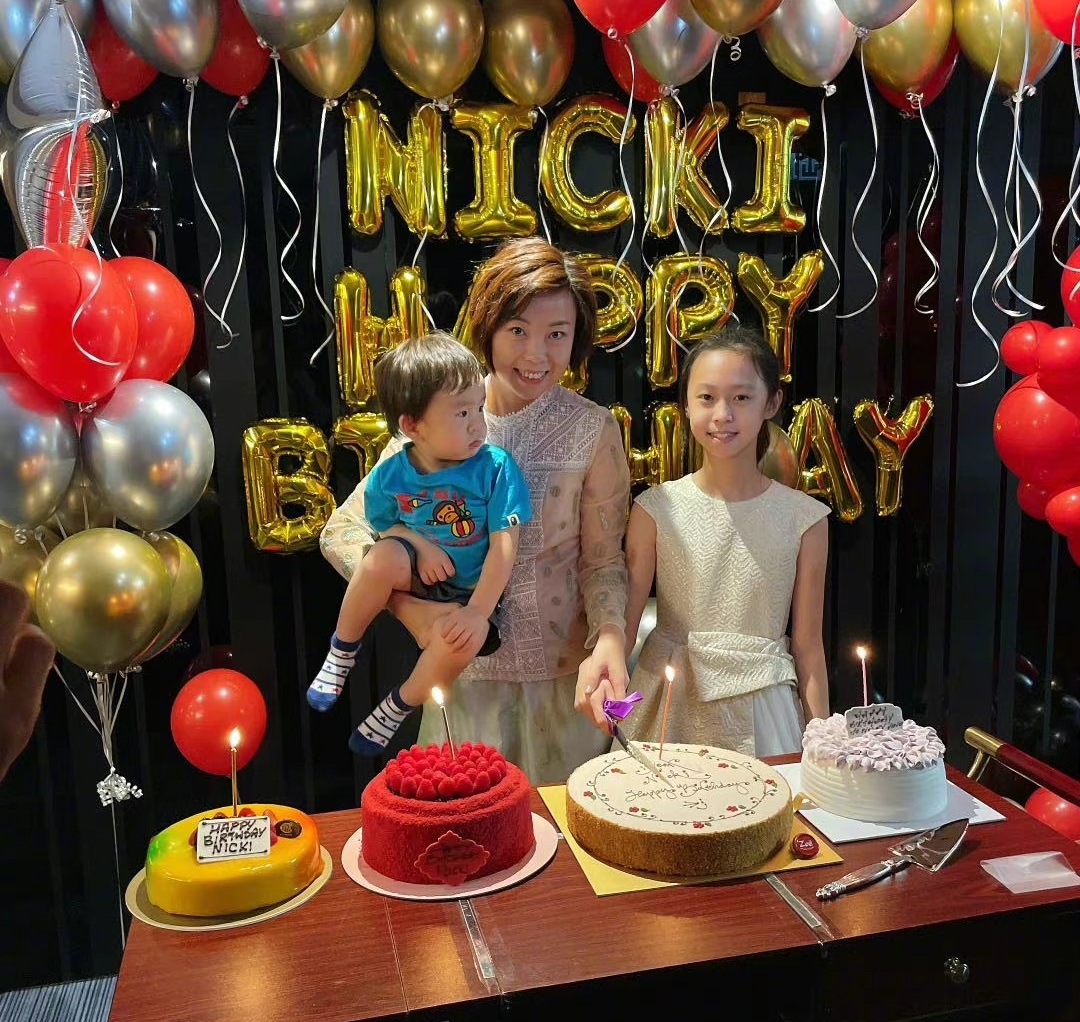 Is Zhang Yining happy to marry Xu Wei?Just look at today's birthday ...