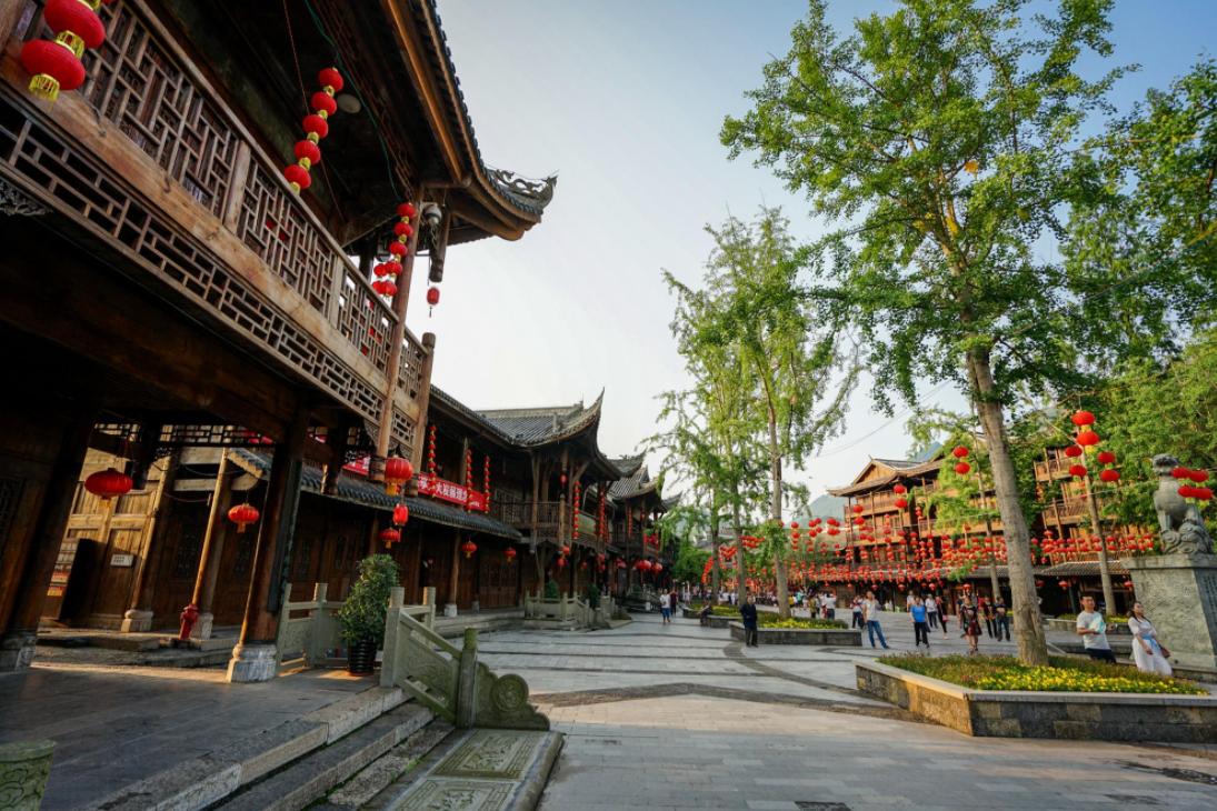 "Qianjiang" Panoramic Three-day Tour of Qianjiang - iNEWS