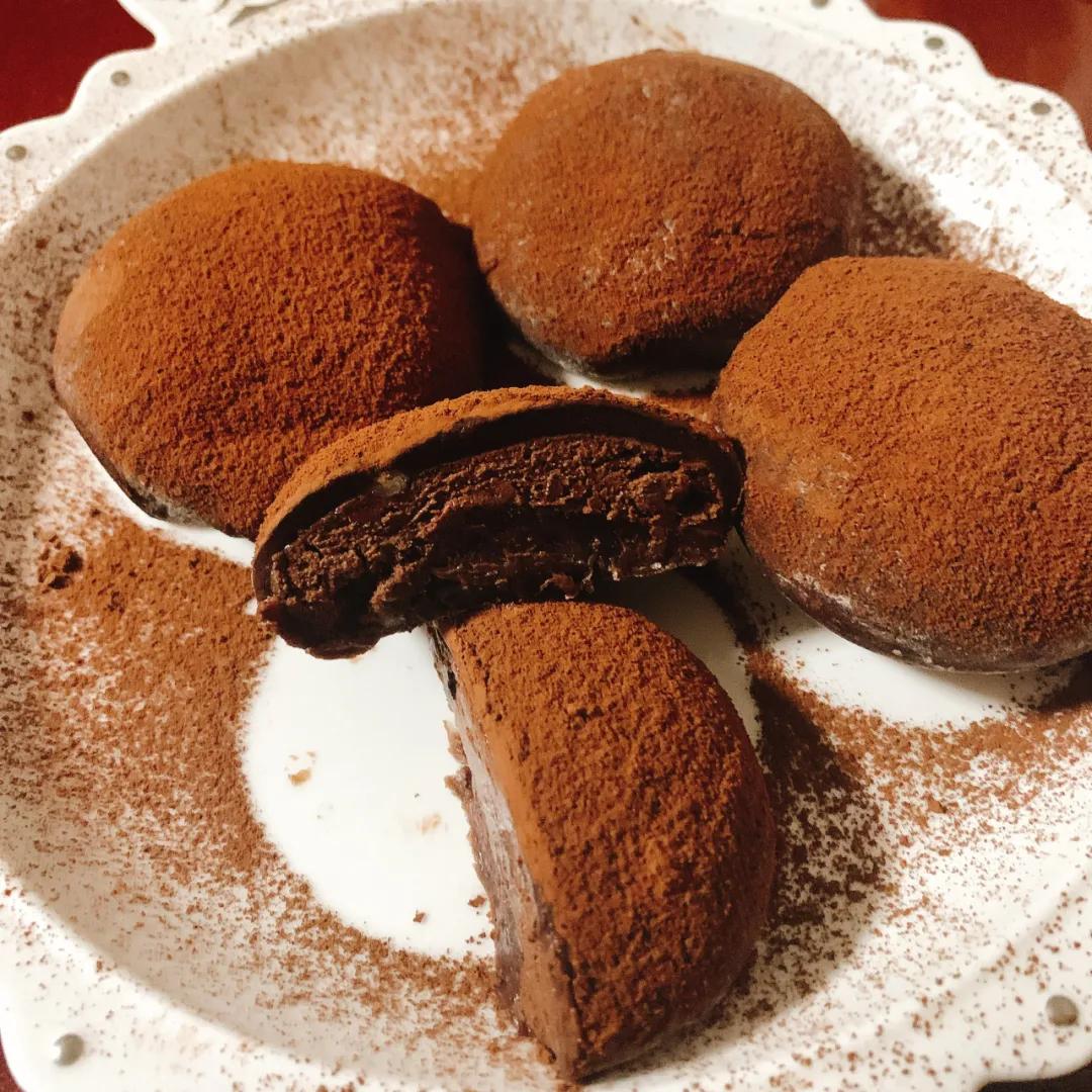 Chocolate Bobo Ice Cream Daifuku, soft and glutinous glutinous rice ...