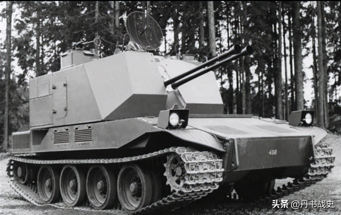Bofors VEAK-4062 self-propelled anti-aircraft gun, equipment that was ...