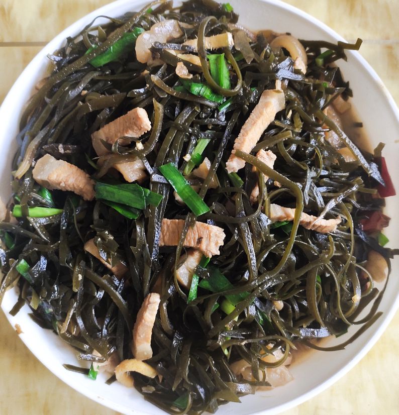 The recipe for fried kelp with shredded pork - iNEWS