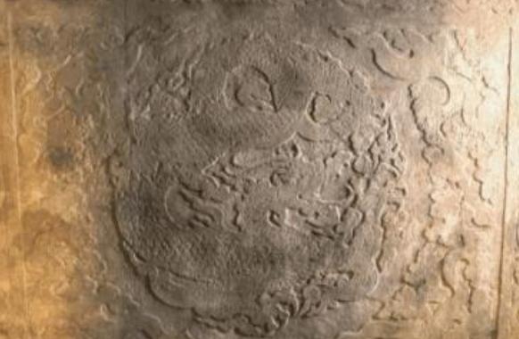 The old man repaired his own latrine, which unexpectedly helped a lot ...