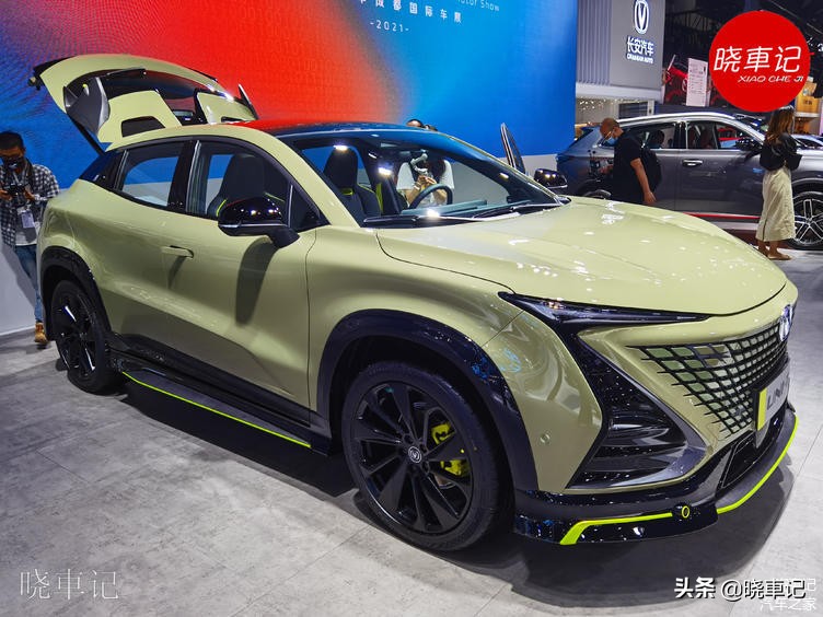 Real shots of Changan UNI-T at the Chengdu Auto Show. This green color ...