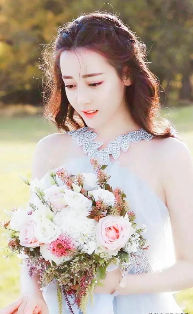 Reba is so beautiful and has a good personality. She is still the ...