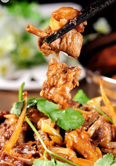 Guangxi's famous "Lemon Duck", hot and sour, is delicious! - iNEWS