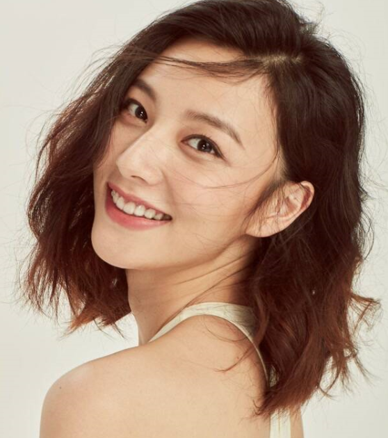 There is a kind of "perspective costume" called Chen Yating, women will ...