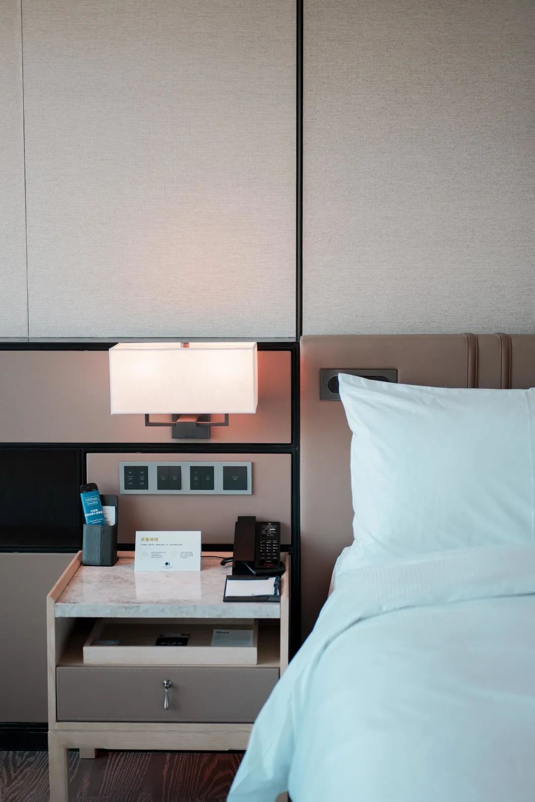 The first choice hotel for vacation in the city, the back garden of ...