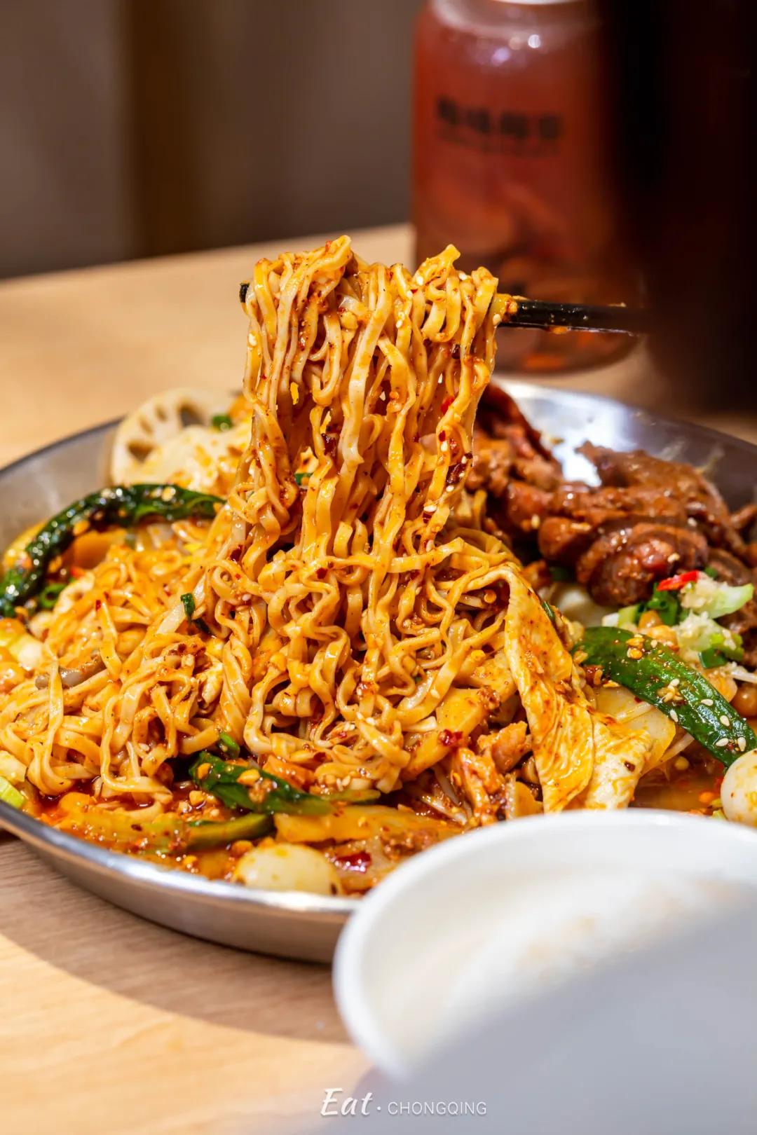 The number one in Chongqing's top five "Malatang" is finally here - iNEWS