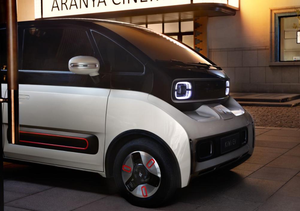 Automatic parking + voice control + remote car control, 3 doors and 4 ...