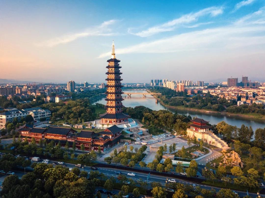 It is the great view of Jinhua!These beautiful and celestial ...