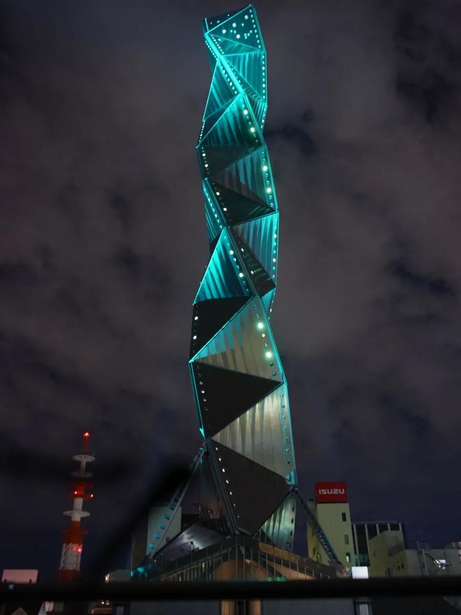 Titanium Tower, Mito Art Museum, Japan / Isozaki Shin - iNEWS