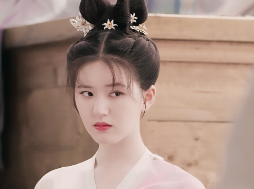 How important is choosing the right role?Zhao Lusi appeared in two ...