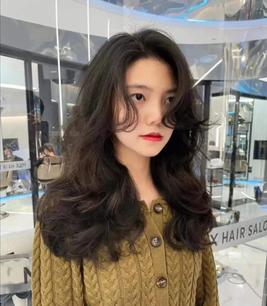 Romantic French perm popular in winter - iNEWS