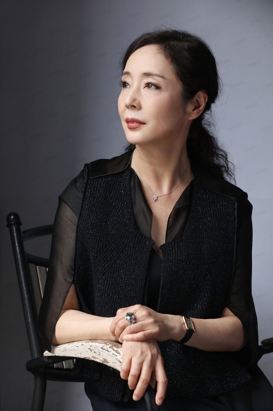 Genius Yan Geling: 63 years old, she lived what a woman wanted - iNEWS