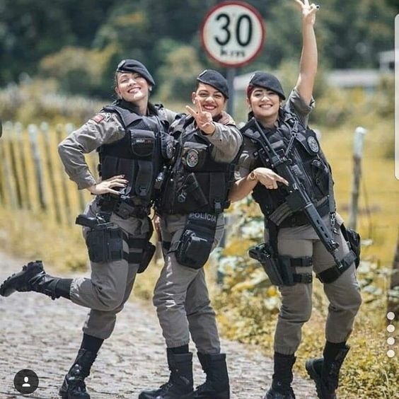 Don't love red outfit, love armed - iNEWS