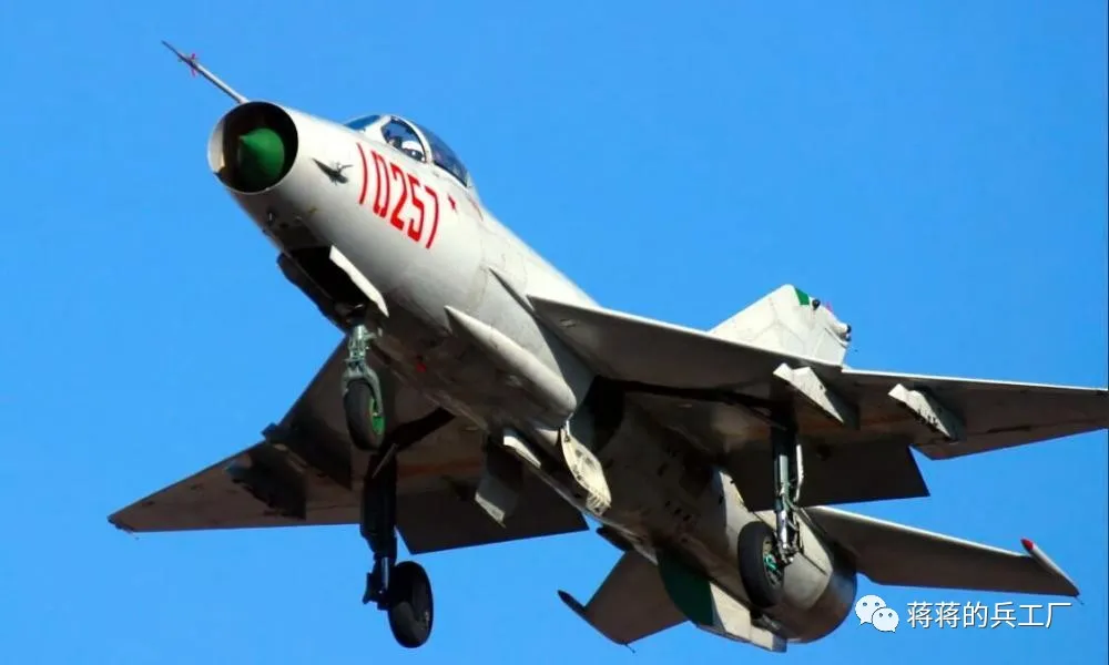 J-7MF fighter, the ultimate magic change J-7, regrettable work of low ...
