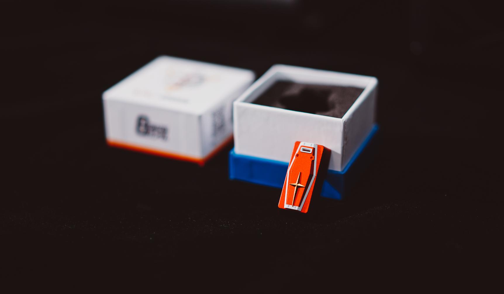 ikbc co-branded Gundam metal keycap hands-on experience - iNEWS