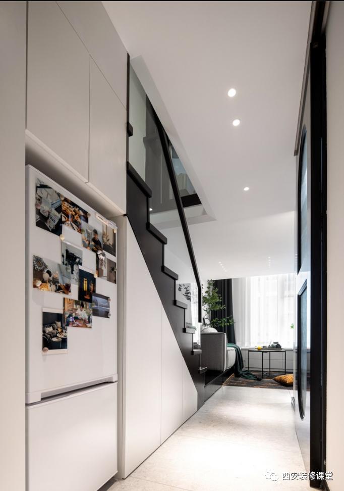 50 square meters LOFT, one person has to squeeze the space - iNEWS