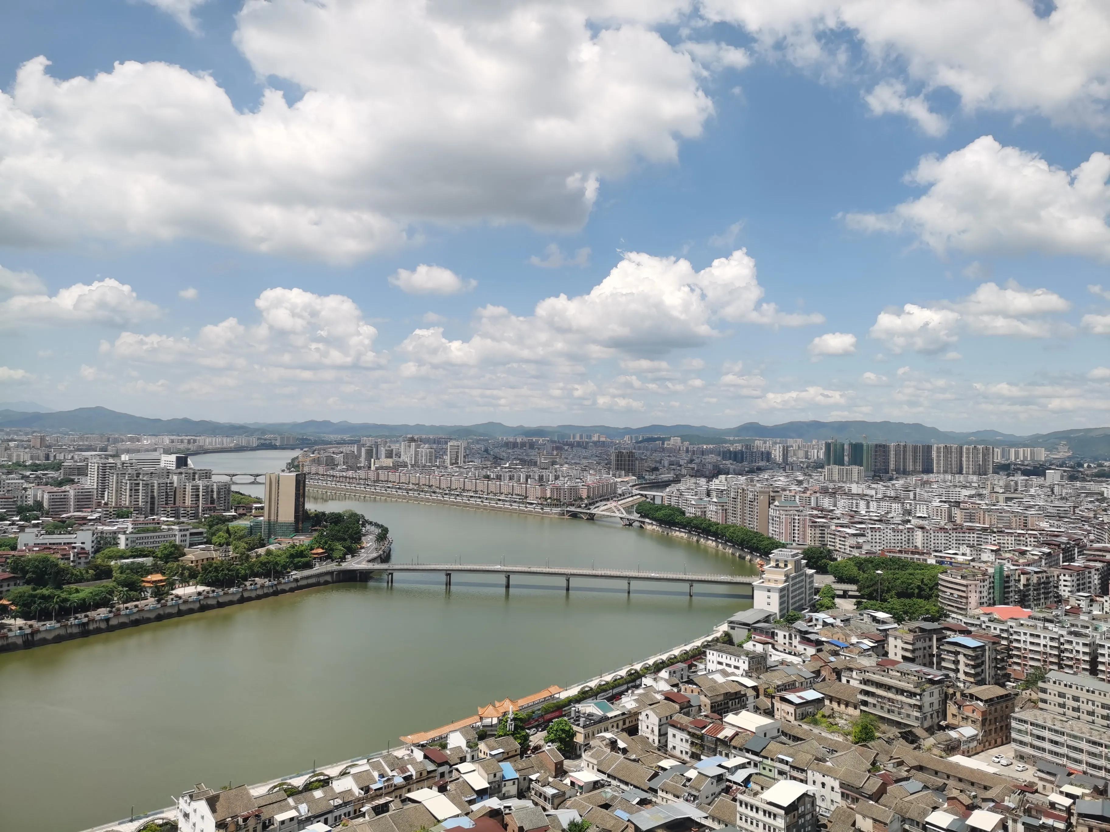 A river, a lake, these ancient cities near the water in the poems - iNEWS