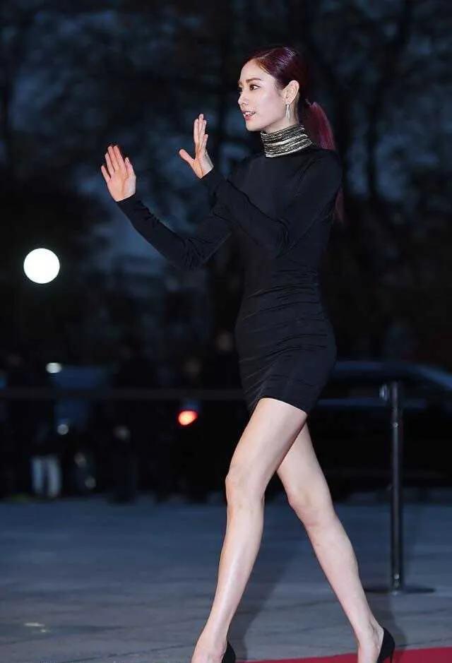 Korean girl group after school, Lin Zhenna - iNEWS